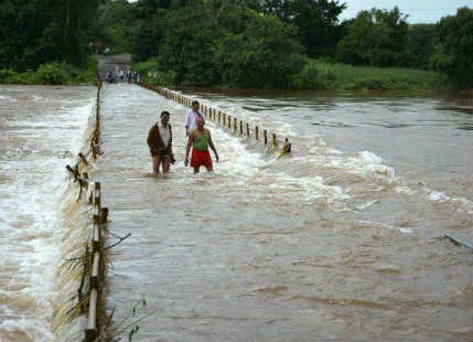 UP Floods: Flood situation to remain grim in Uttar Pradesh as heavier ...
