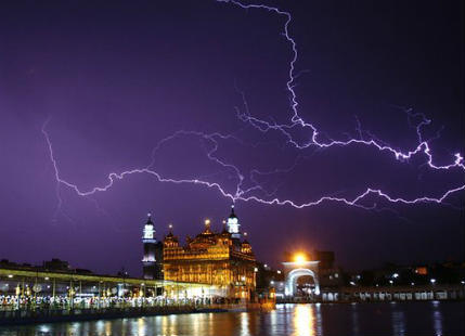 Skymet Weather partners with Earth Networks to provide live lightning ...