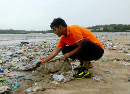 Mumbaikars joined hands to power the biggest beach cleanup drive in ...