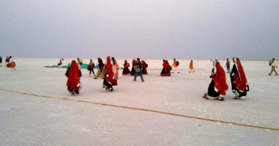 Weather in Gujarat: Temperatures to drop in Gujarat, pre Monsoon ...