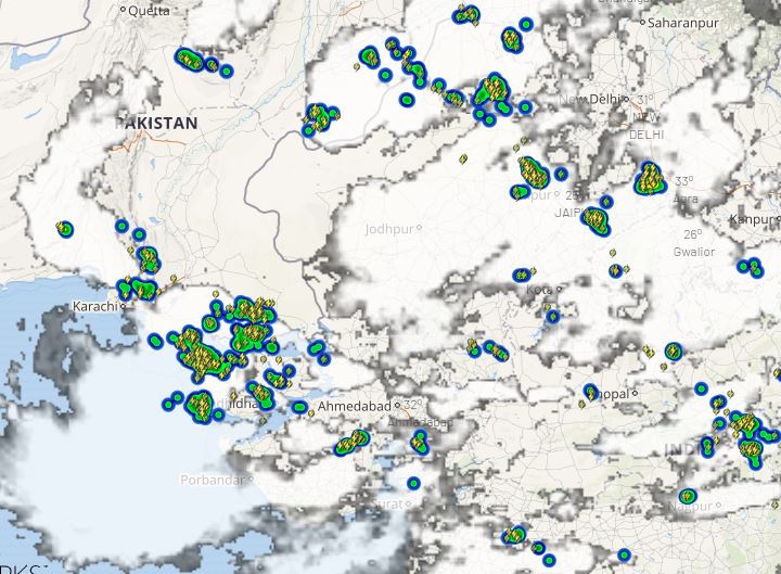 [Hindi] Rains likely to occur in southern Pakistan including Karachi ...