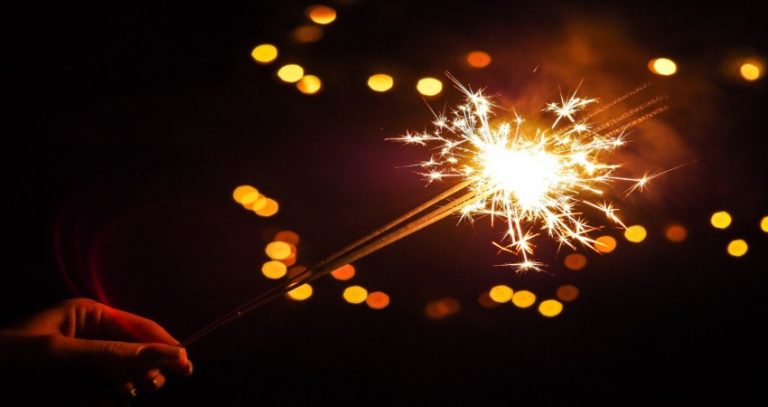 This Diwali, celebrate with eco-friendly crackers and keep Delhi air ...