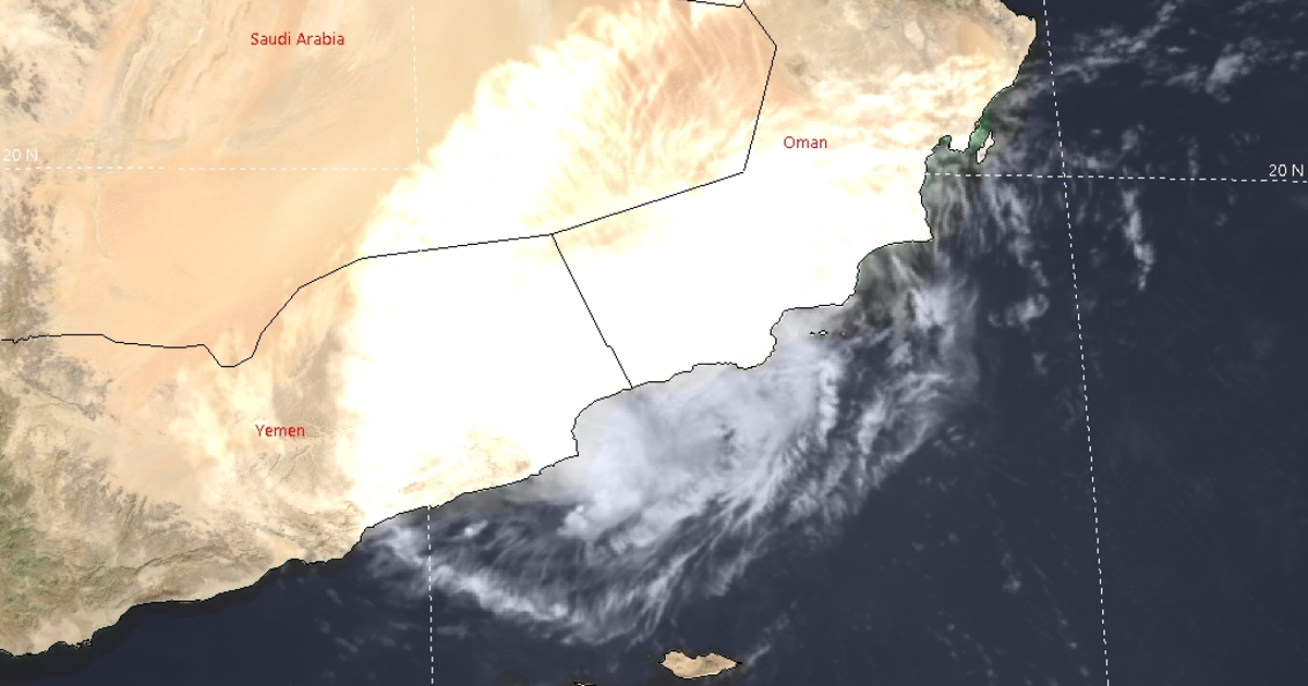 Extremely Severe Cyclone Tej crosses coast, to rapidly lose intensity ...